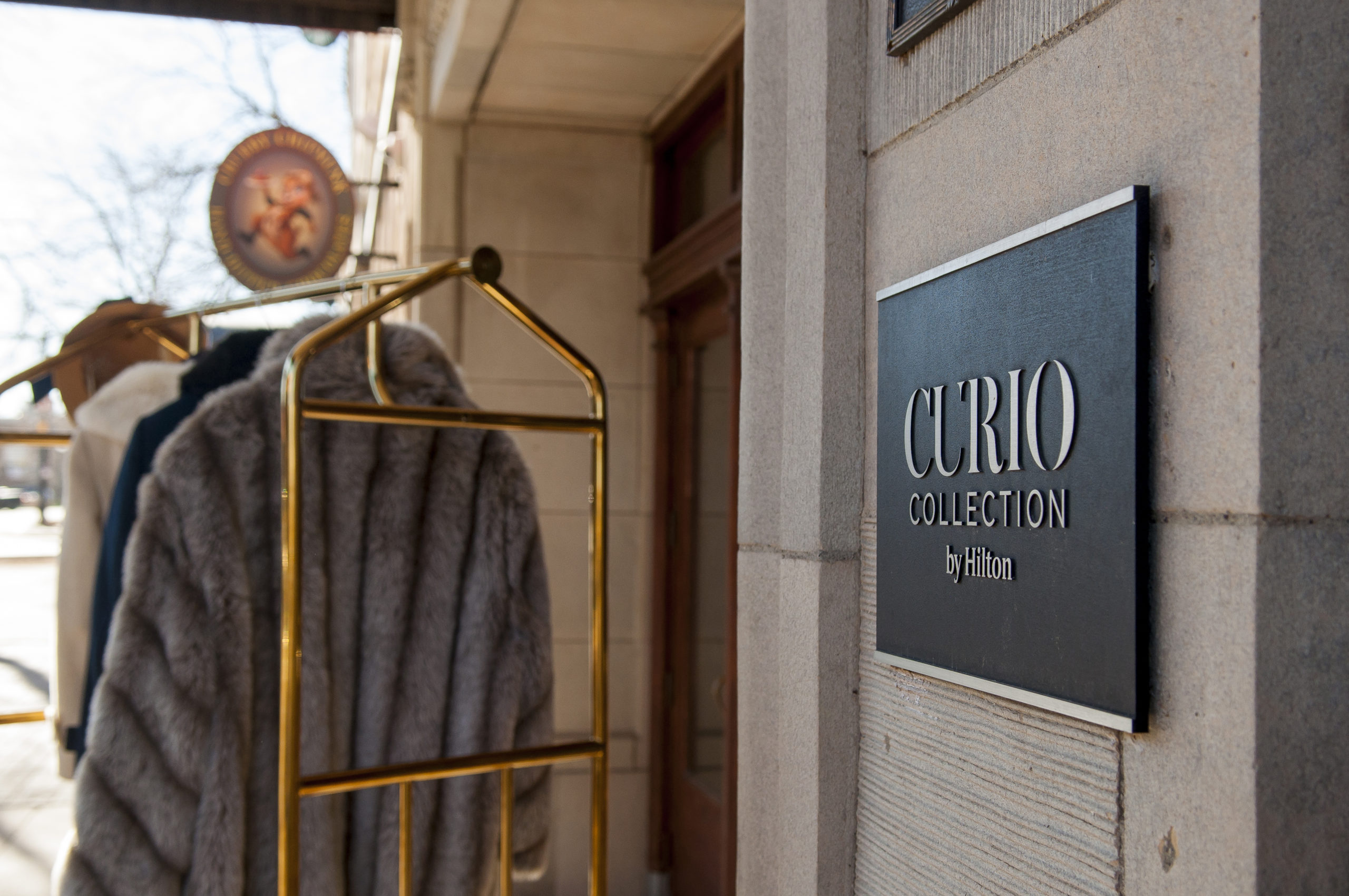 Hotel near Mount Rushmore | Group Tours | Hotel Alex Johnson